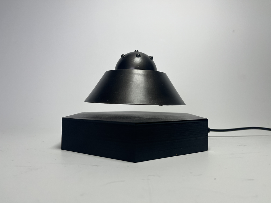 Floating UFO Model